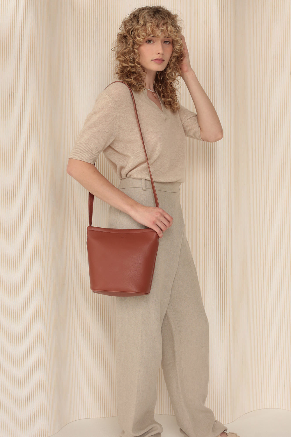 Mini Mia Bucket Bag - Walnut Pebble